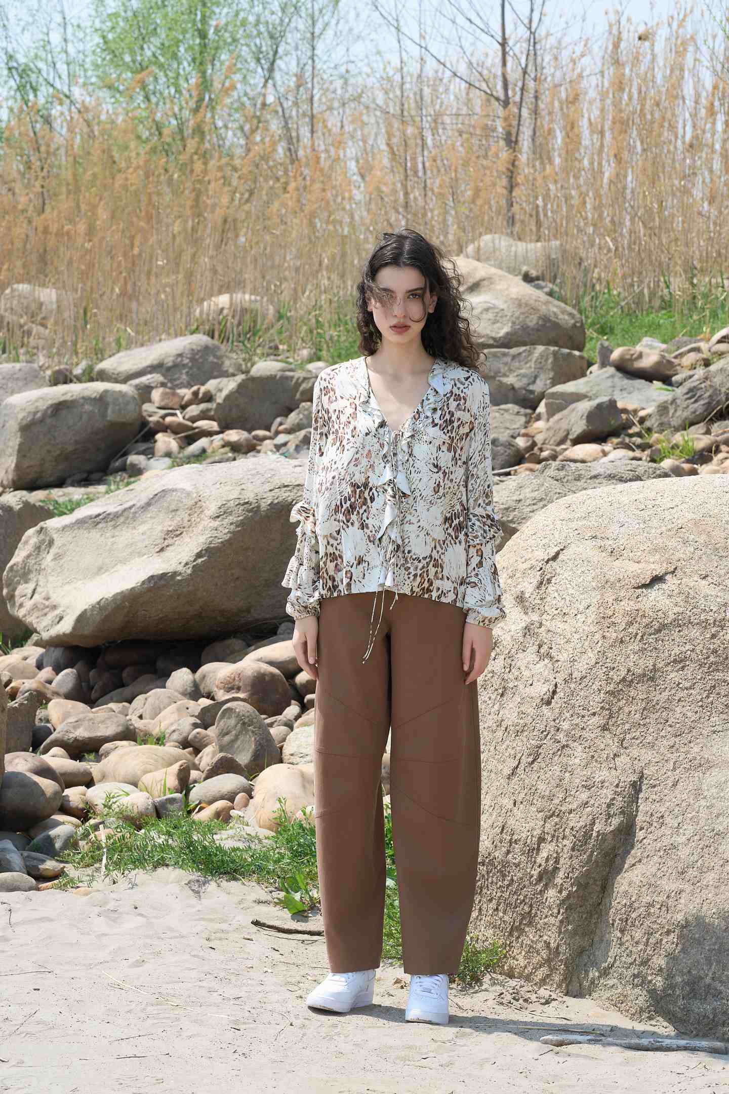 Rustic Charm Cargo Pants - SAINTY